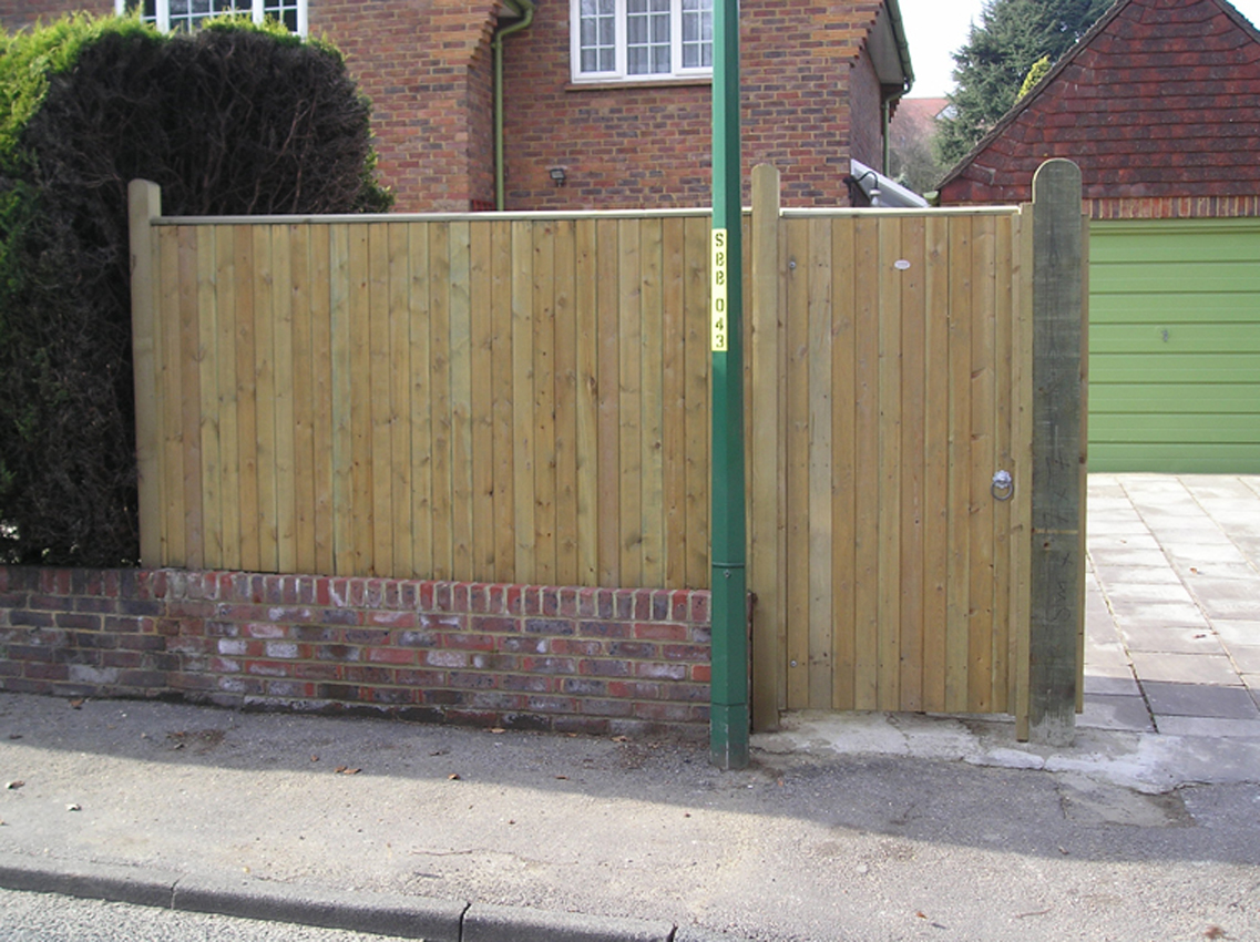 London Gates & Grilles Timber Pedestrian Gates Archives - London Gates ...